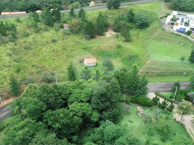 Terreno / Lote para Venda em Jundiaí/SP Ivoturucaia