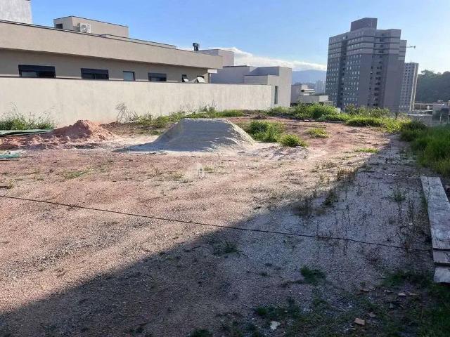 Terreno / Lote para Venda em Jundiaí/SP Jardim Florestal
