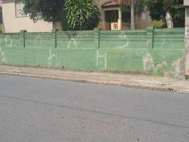 Terreno / Lote para Venda em Jundiaí/SP Jardim Petrópolis
