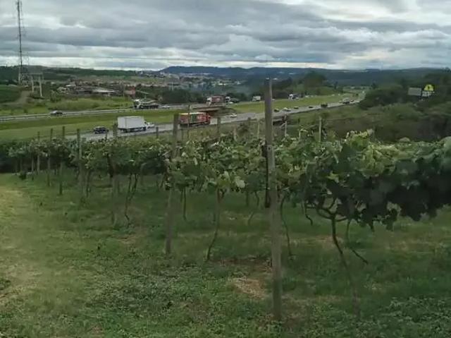 Terreno / Lote para Venda em Jundiaí/SP Poste