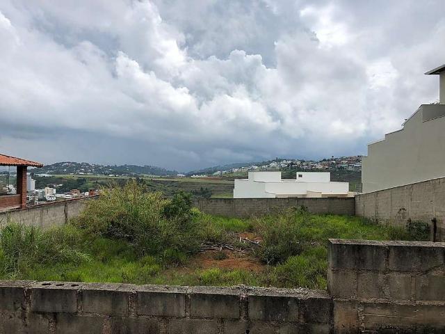 Terreno / Lote para Venda em Juiz de Fora/MG Aeroporto