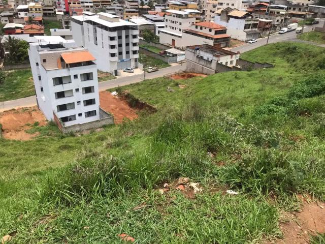 Terreno / Lote para Venda em Juiz de Fora/MG Bom Jardim