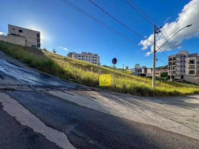 Terreno / Lote para Venda em Juiz de Fora/MG Cerâmica