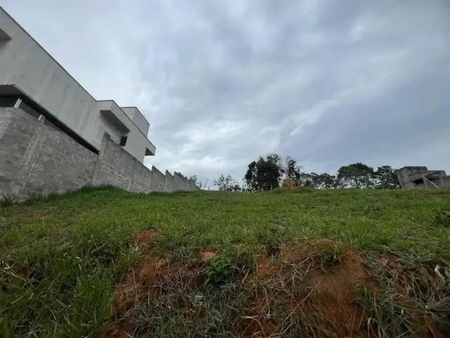 Terreno / Lote para Venda em Juiz de Fora/MG Grama