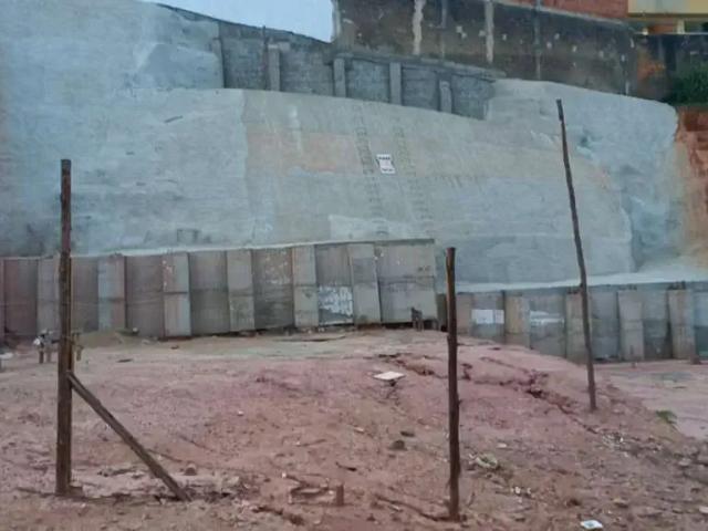 Terreno / Lote para Venda em Juiz de Fora/MG Nova Era