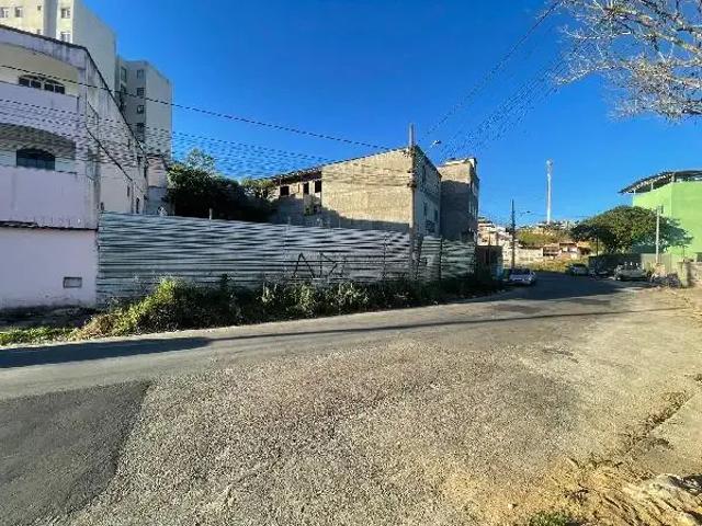 Terreno / Lote para Venda em Juiz de Fora/MG Parque Independência II