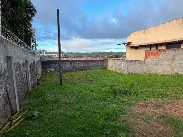 Terreno / Lote para Venda em Lauro de Freitas/BA Caixa D'Água