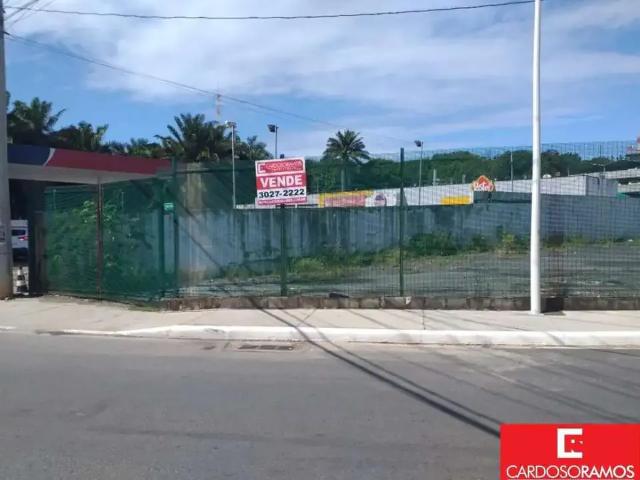 Terreno / Lote para Venda em Lauro de Freitas/BA Estrada do Coco