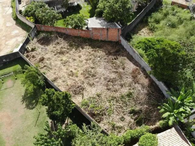 Terreno / Lote para Venda em Lauro de Freitas/BA Miragem