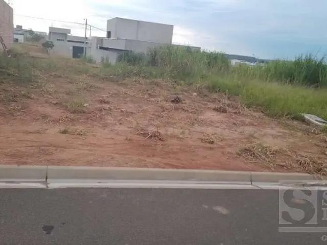 Terreno / Lote para Venda em Limeira/SP Parque Pompeo