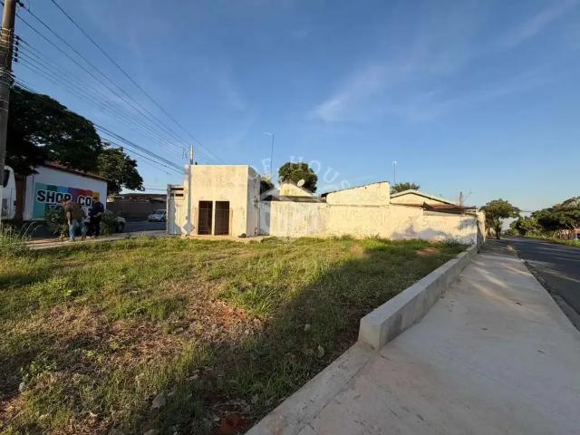 Terreno / Lote para Venda em Limeira/SP Vila Cristóvam