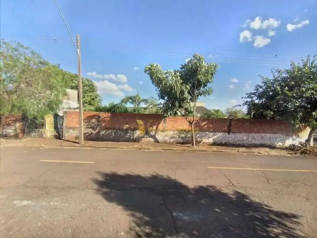 Terreno / Lote para Venda em Londrina/PR Califórnia