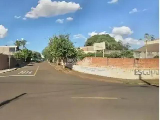 Terreno / Lote para Venda em Londrina/PR Califórnia