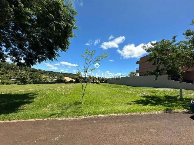 Terreno / Lote para Venda em Londrina/PR Canaã
