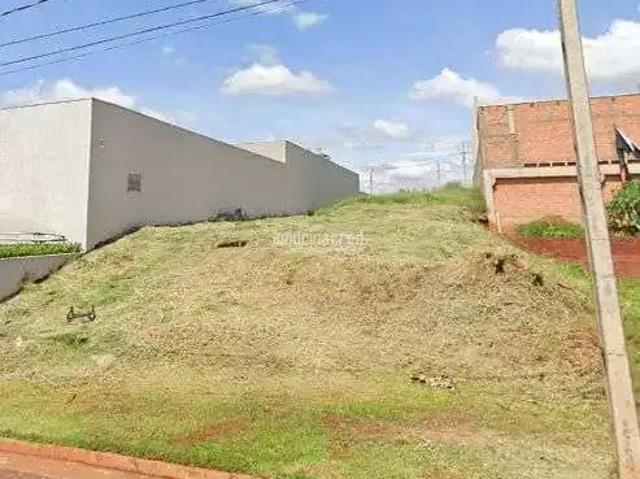 Terreno / Lote para Venda em Londrina/PR Colinas