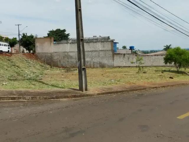 Terreno / Lote para Venda em Londrina/PR Colúmbia