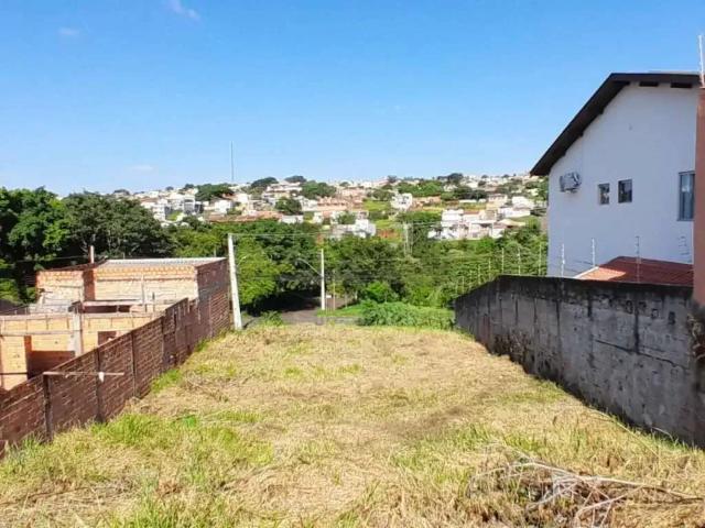 Terreno / Lote para Venda em Londrina/PR Colúmbia