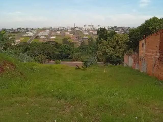 Terreno / Lote para Venda em Londrina/PR Colúmbia