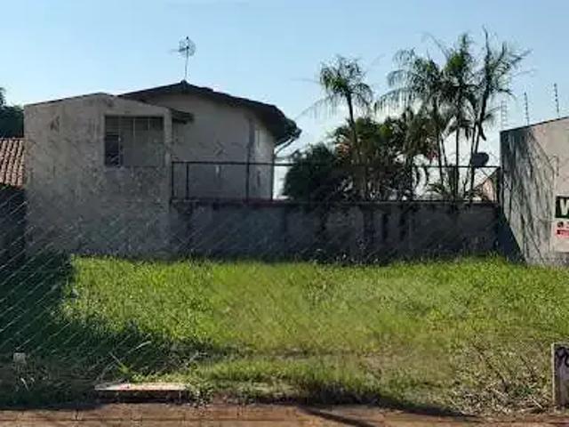 Terreno / Lote para Venda em Londrina/PR Colúmbia