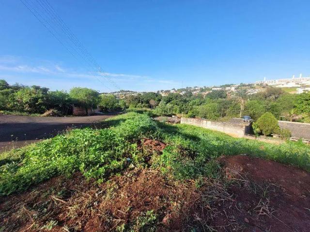 Terreno / Lote para Venda em Londrina/PR Colúmbia