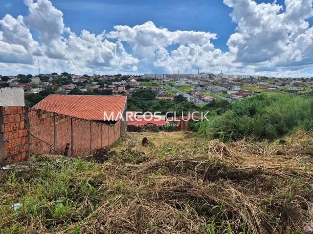 Terreno / Lote para Venda em Londrina/PR Colúmbia