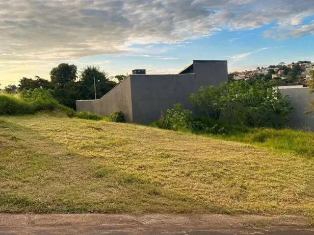 Terreno / Lote para Venda em Londrina/PR Gleba Esperança