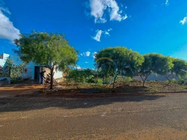 Terreno / Lote para Venda em Londrina/PR Interlagos