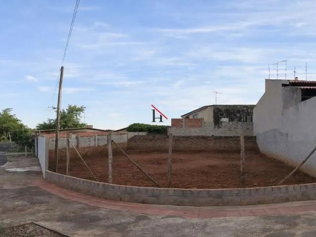 Terreno / Lote para Venda em Londrina/PR Jardim da Luz