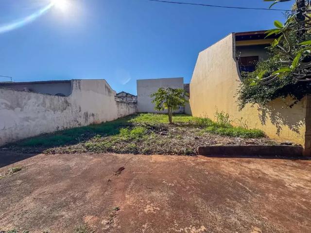 Terreno / Lote para Venda em Londrina/PR Jardim Pacaembu