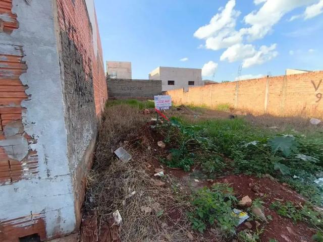 Terreno / Lote para Venda em Londrina/PR Jardim Padovani