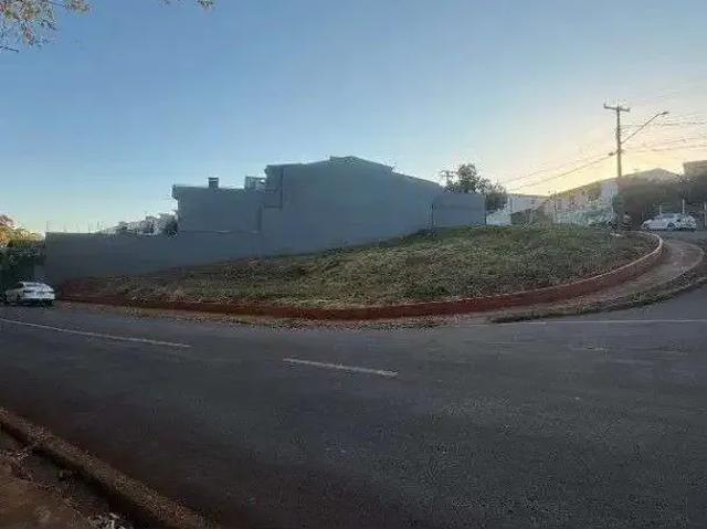 Terreno / Lote para Venda em Londrina/PR Jardim Sumaré