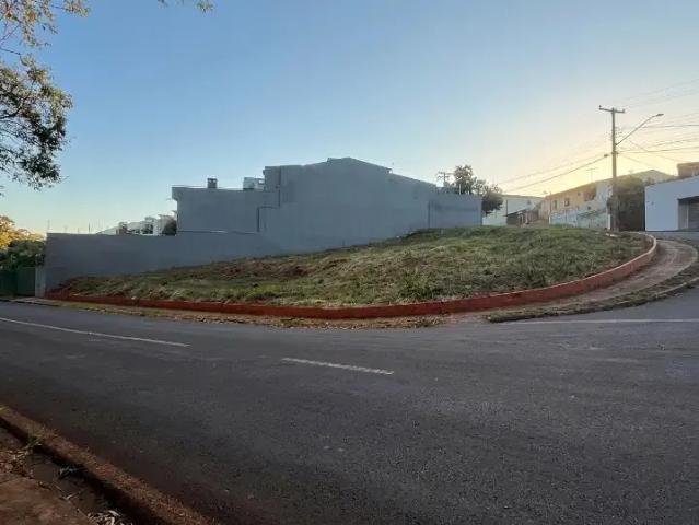 Terreno / Lote para Venda em Londrina/PR Jardim Sumaré
