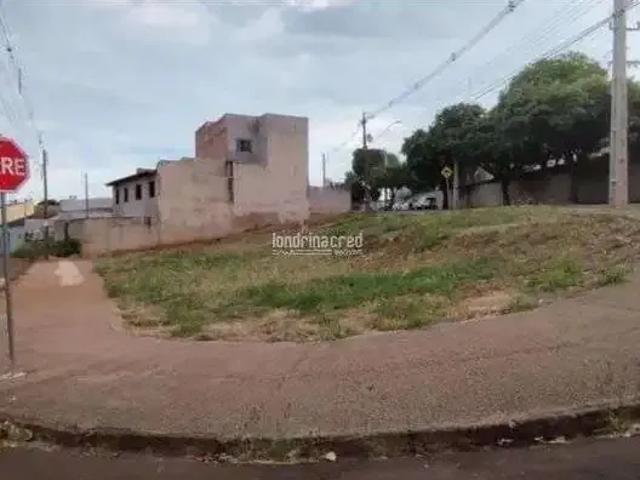 Terreno / Lote para Venda em Londrina/PR Lagoa Dourada