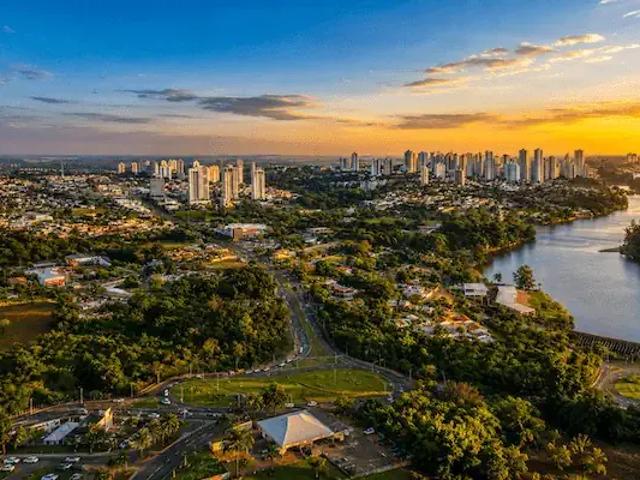 Terreno / Lote para Venda em Londrina/PR Parque Residencial Alcântara