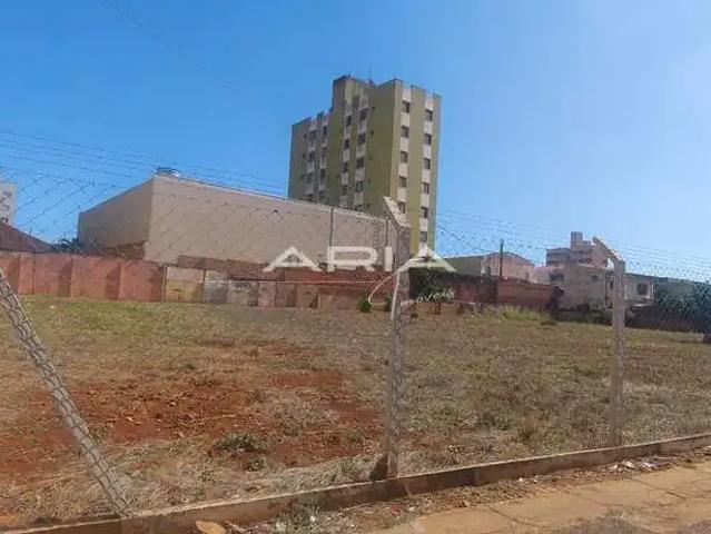 Terreno / Lote para Venda em Londrina/PR Quebec