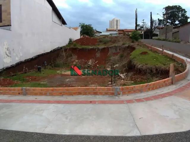 Terreno / Lote para Venda em Londrina/PR Universitário