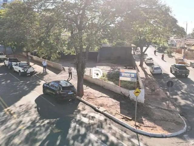 Terreno / Lote para Venda em Loanda/PR Centro