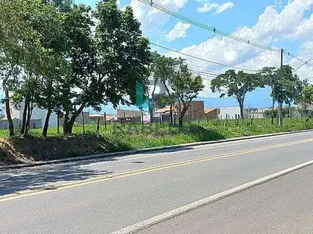 Terreno / Lote para Venda em Lorena/SP Aterrado