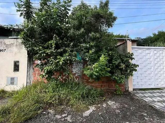 Terreno / Lote para Venda em Lorena/SP Cidade Industrial
