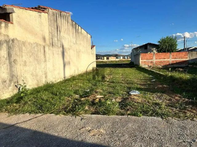 Terreno / Lote para Venda em Lorena/SP Loteamento Jardim Primavera
