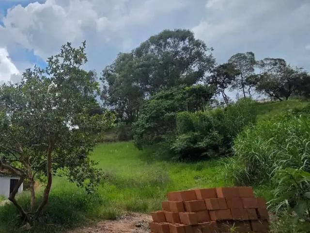Terreno / Lote para Venda em Louveira/SP Monterrey