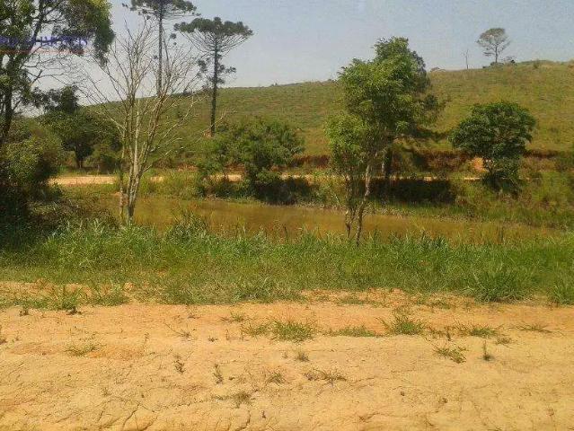Terreno / Lote para Venda em Louveira/SP Arataba