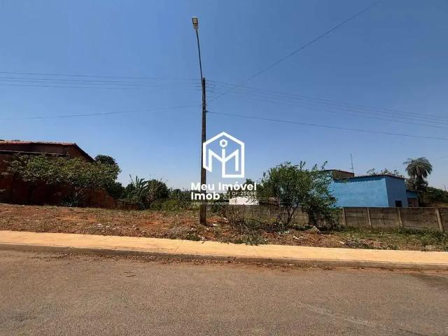 Terreno / Lote para Venda em Luziânia/GO Parque JK