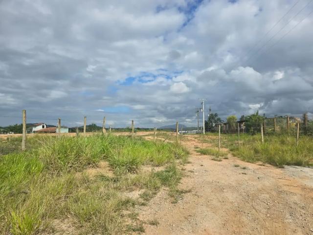 Terreno / Lote para Venda em Macaé/RJ Imboassica