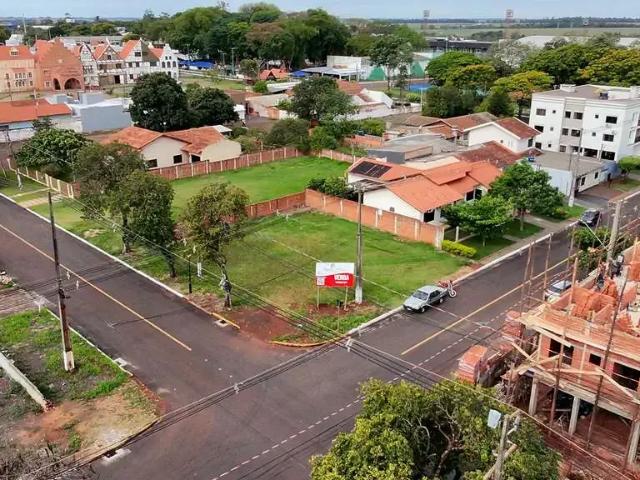 Terreno / Lote para Venda em Marechal Cândido Rondon/PR Centro