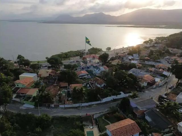 Terreno / Lote para Venda em Maricá/RJ Centro
