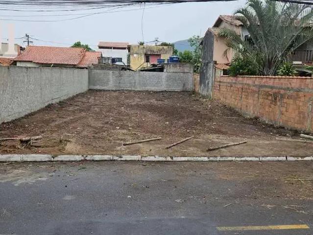 Terreno / Lote para Venda em Maricá/RJ Centro