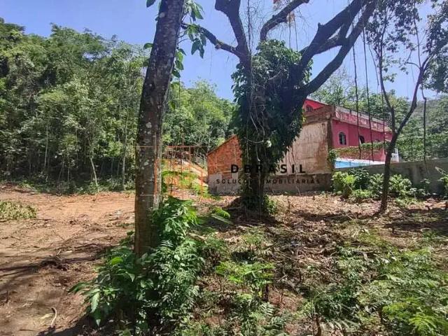 Terreno / Lote para Venda em Maricá/RJ Itaipuaçú