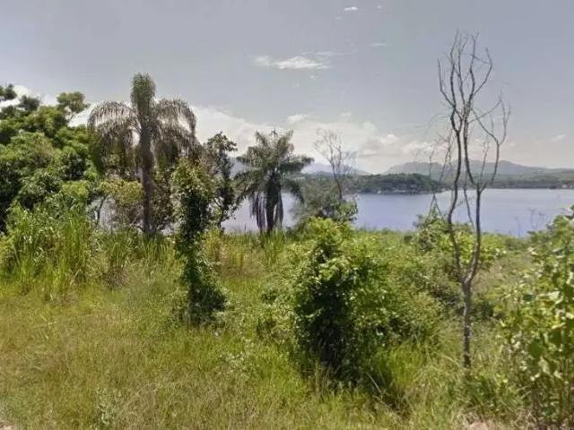Terreno / Lote para Venda em Maricá/RJ Jacaroá