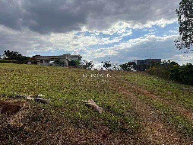 Terreno / Lote para Venda em Mário Campos/MG Condomínio Serra dos Bandeirantes